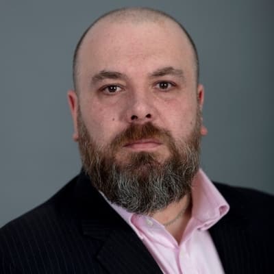 Tim Graham, Author at LookUpStrata